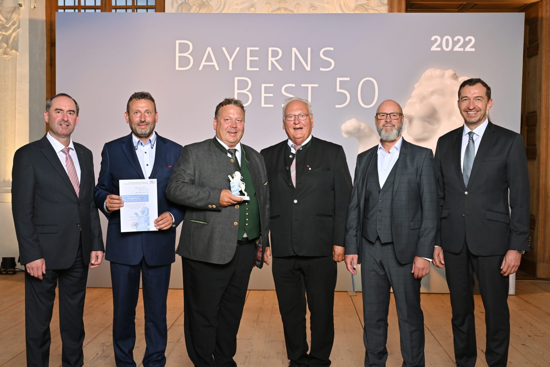 Erneut mit BAYERNS BEST 50 ausgezeichnet - Spedition Johann Dettendorfer